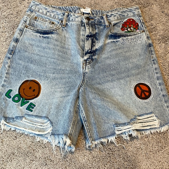Forever 21 | Shorts | Patched Denim Shorts | Poshmark